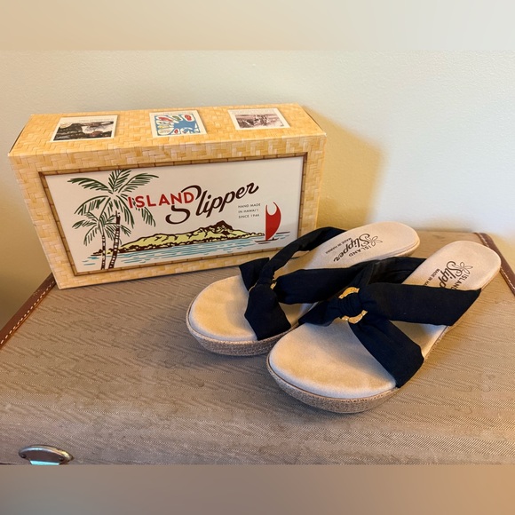 Island Slipper | Shoes | Island Slipper Black Sandals | Poshmark